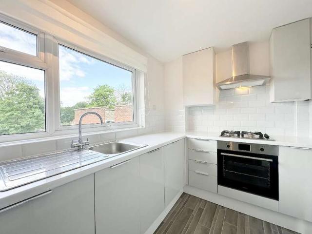 2 Bedroom Flat