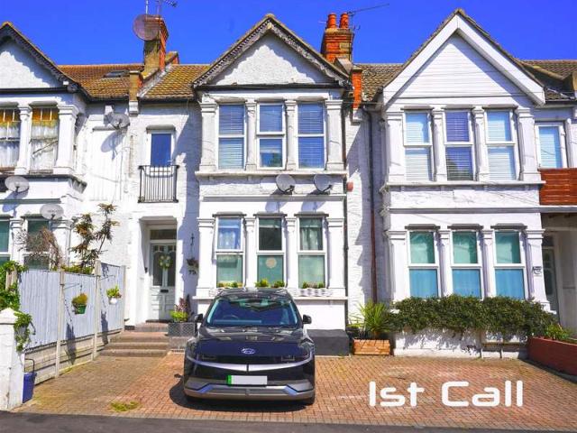 2 Bedroom Flat