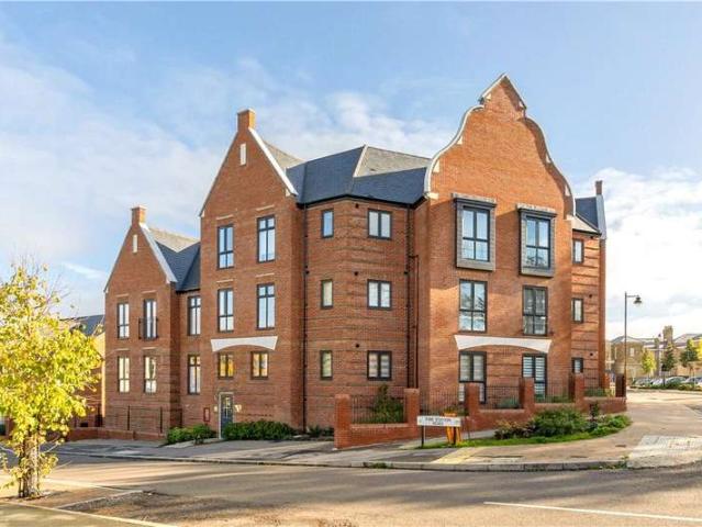 2 Bedroom Flat