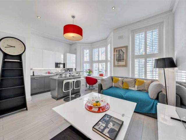 2 Bedroom Flat