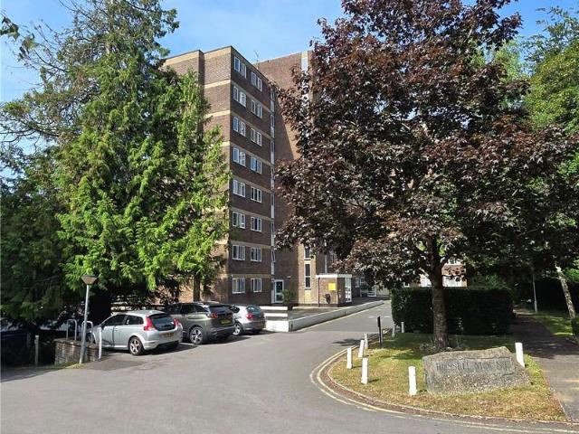 2 Bedroom Flat