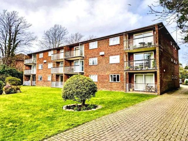 2 Bedroom Flat