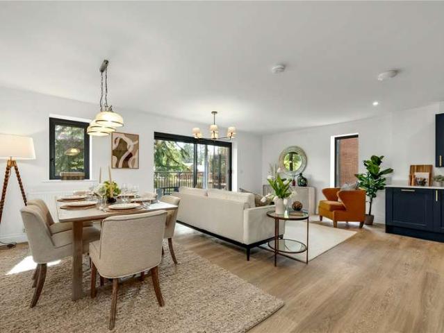 2 Bedroom Flat