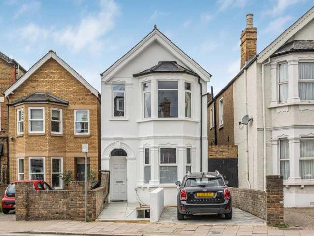 2 Bedroom Flat