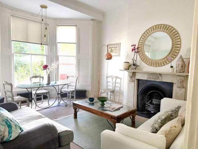 2 Bedroom Flat
