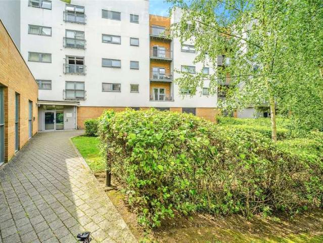 2 Bedroom Flat