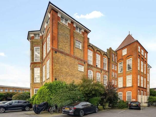 2 Bedroom Flat