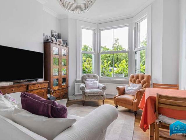2 Bedroom Flat