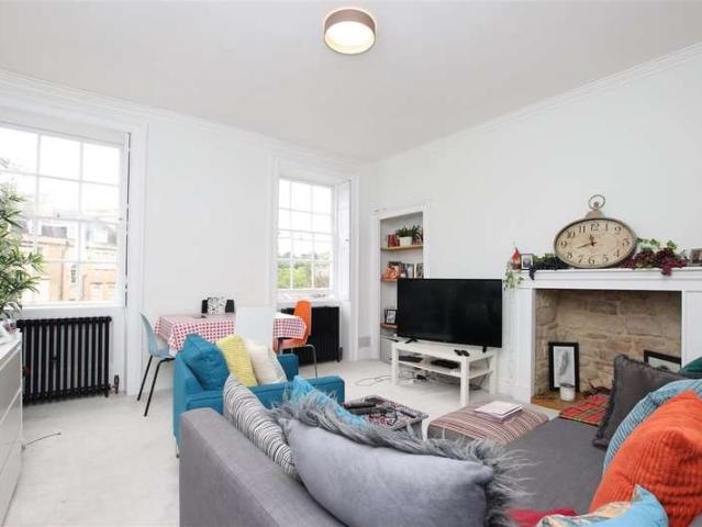 2 Bedroom Flat