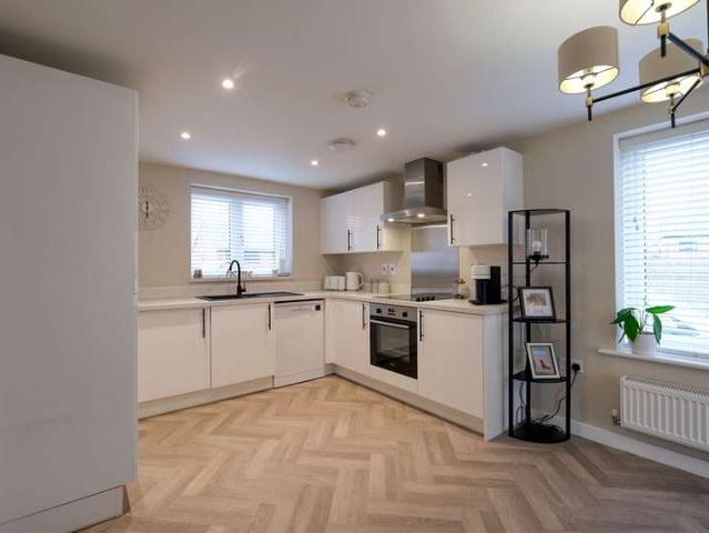 2 Bedroom Flat
