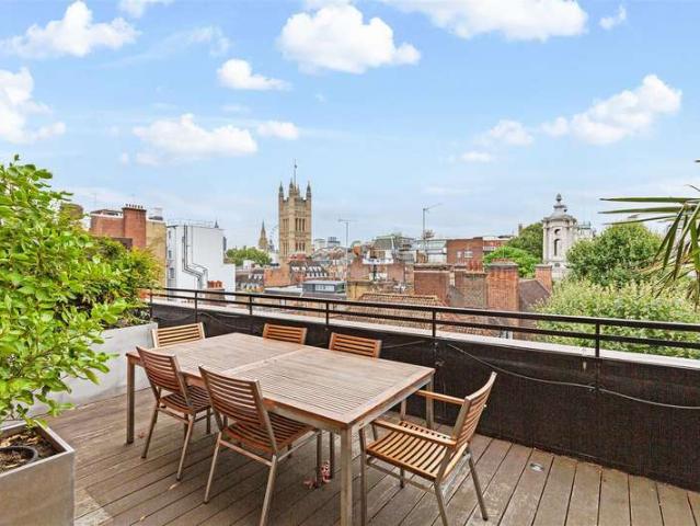 2 Bedroom Flat