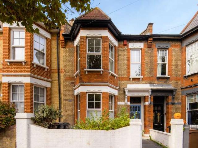 2 Bedroom Flat
