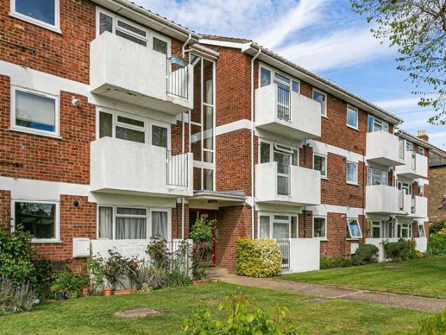 2 Bedroom Flat