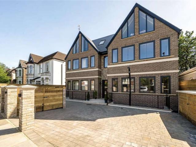 2 Bedroom Flat