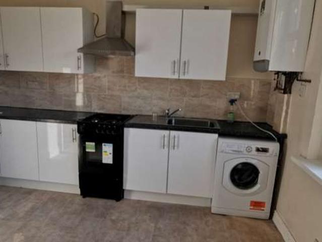 2 Bedroom Flat