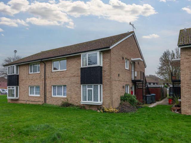 2 Bedroom Flat