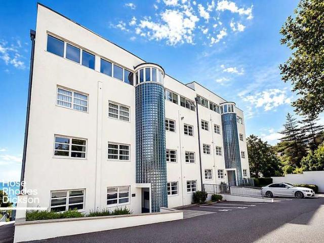 2 Bedroom Flat