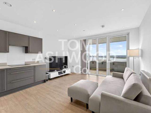 2 Bedroom Flat