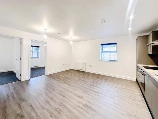 2 bedroom flat