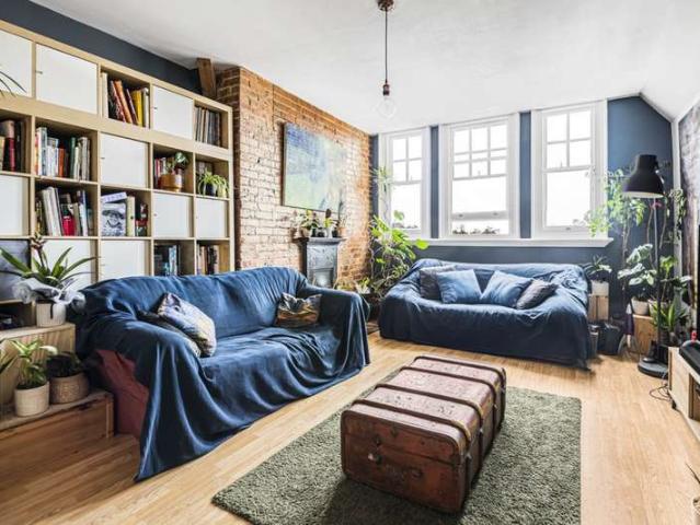 2 Bedroom Flat