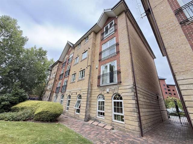 2 Bedroom Flat