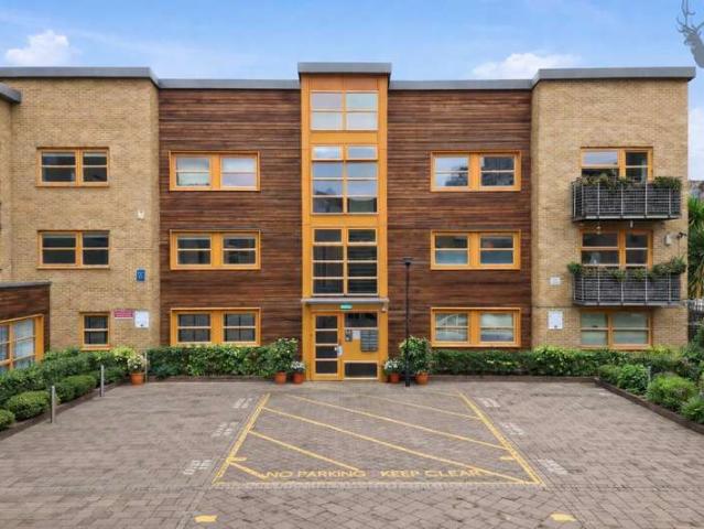 2 Bedroom Flat