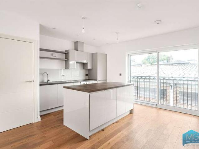 2 Bedroom Flat