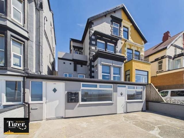 2 Bedroom Flat
