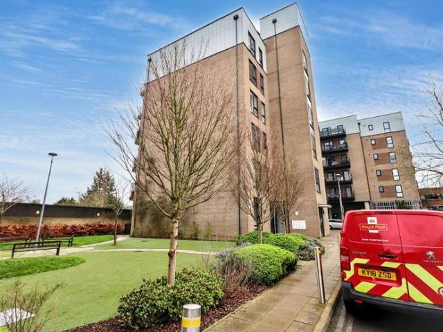 2 Bedroom Flat