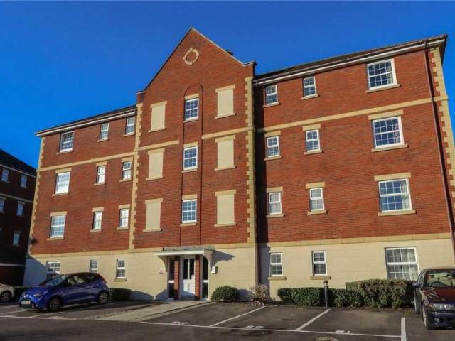 2 Bedroom Flat