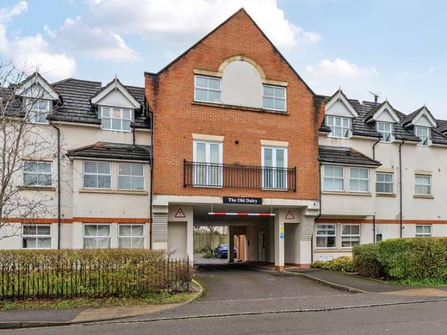 2 Bedroom Flat