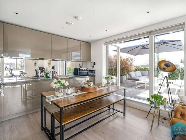 2 Bedroom Flat