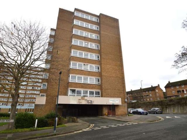 2 Bedroom Flat