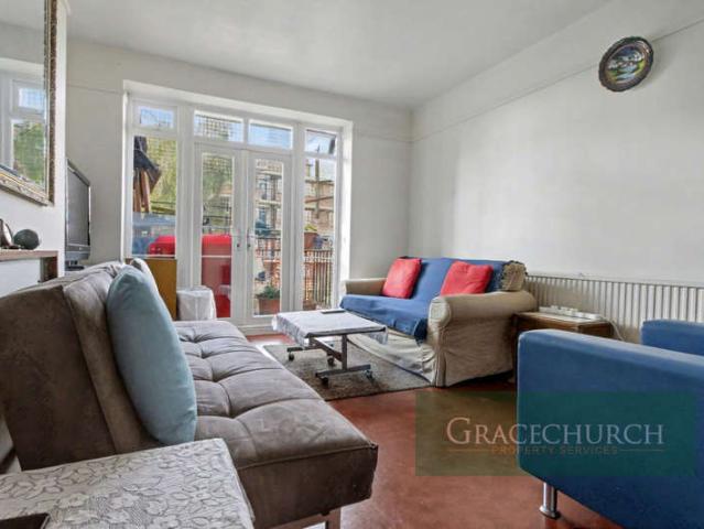 2 Bedroom Flat