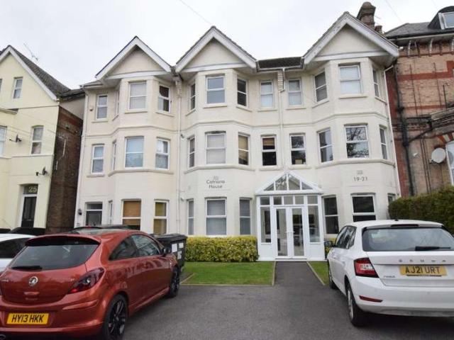 2 Bedroom Flat