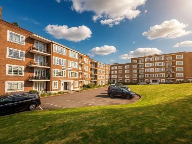 2 Bedroom Flat