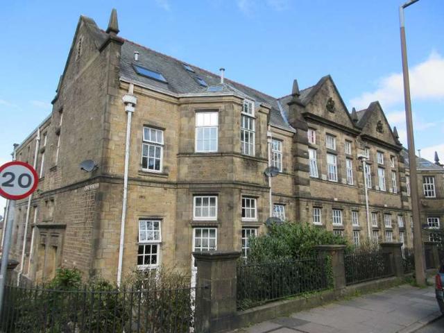2 Bedroom Flat