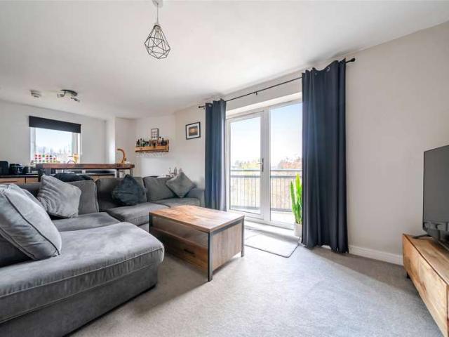 2 Bedroom Flat