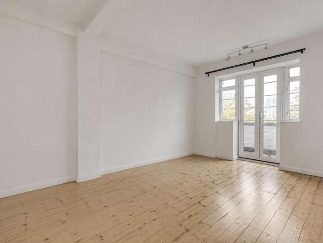 2 Bedroom Flat