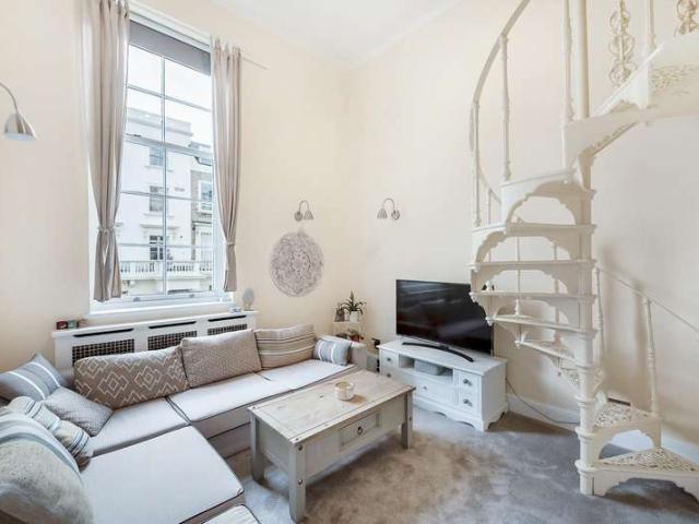 2 Bedroom Flat