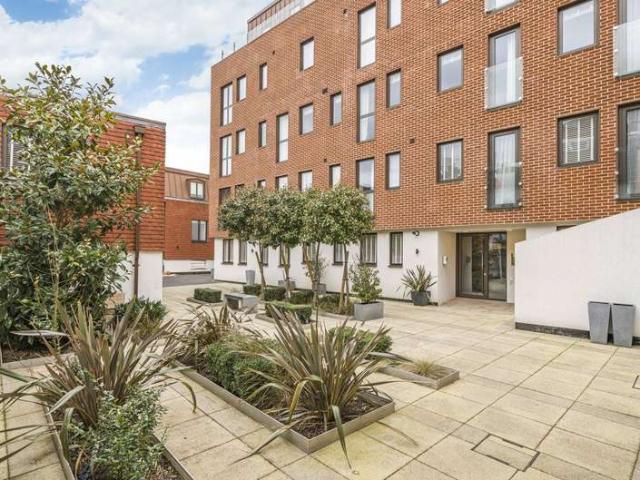 2 Bedroom Flat