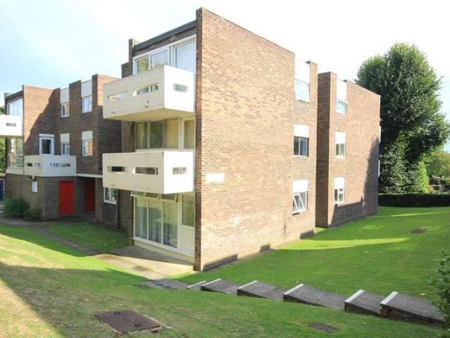 2 Bedroom Flat
