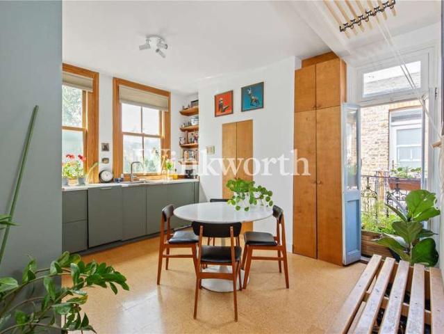 2 Bedroom Flat