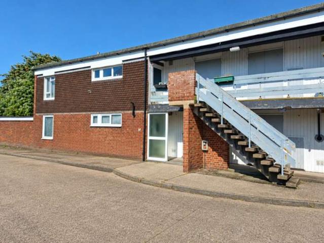 2 Bedroom Flat