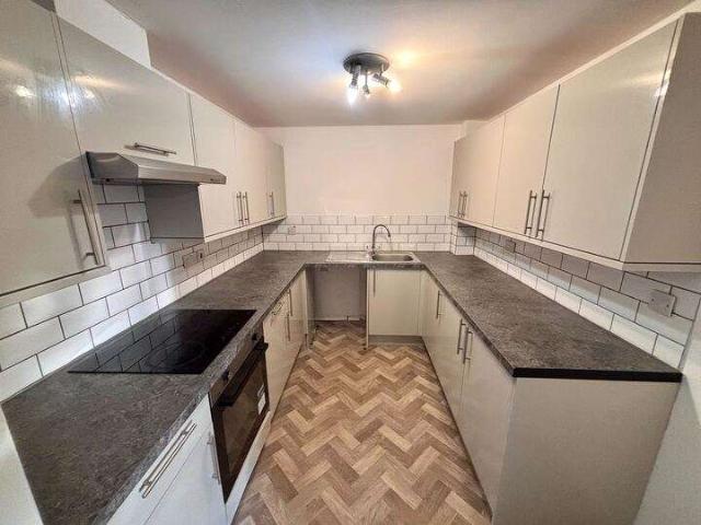 2 Bedroom Flat