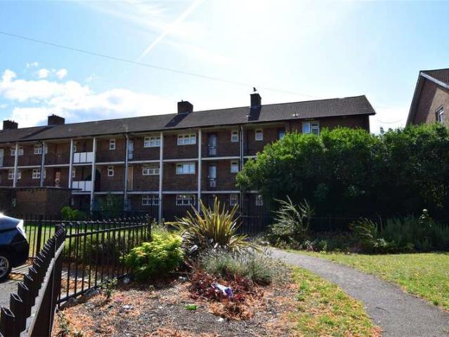 2 Bedroom Flat