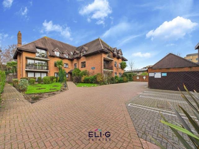 2 Bedroom Flat