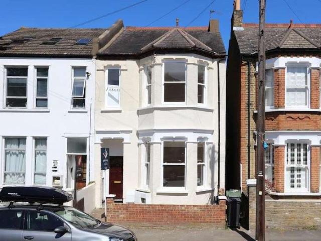 2 Bedroom Flat