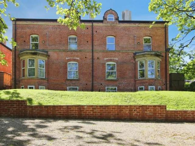 2 Bedroom Flat