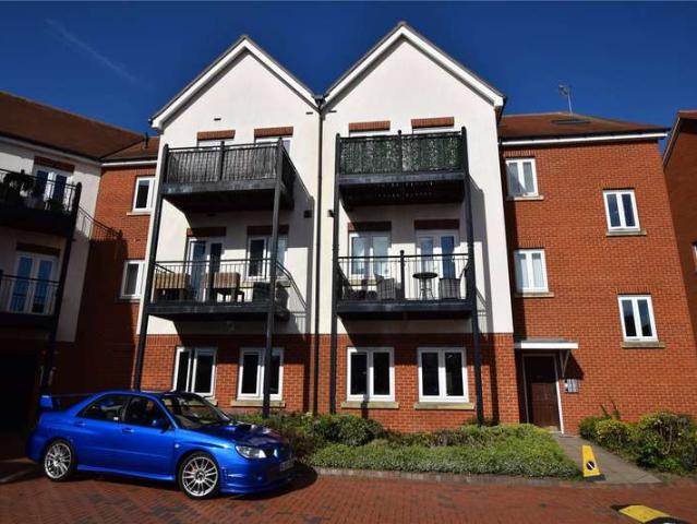 2 Bedroom Flat